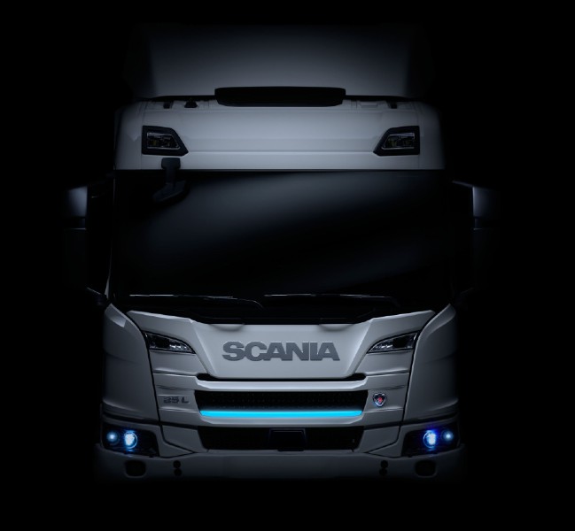 02 Scania fully electric 25 L truck (002) (2) - The Garage and MOT Magazine