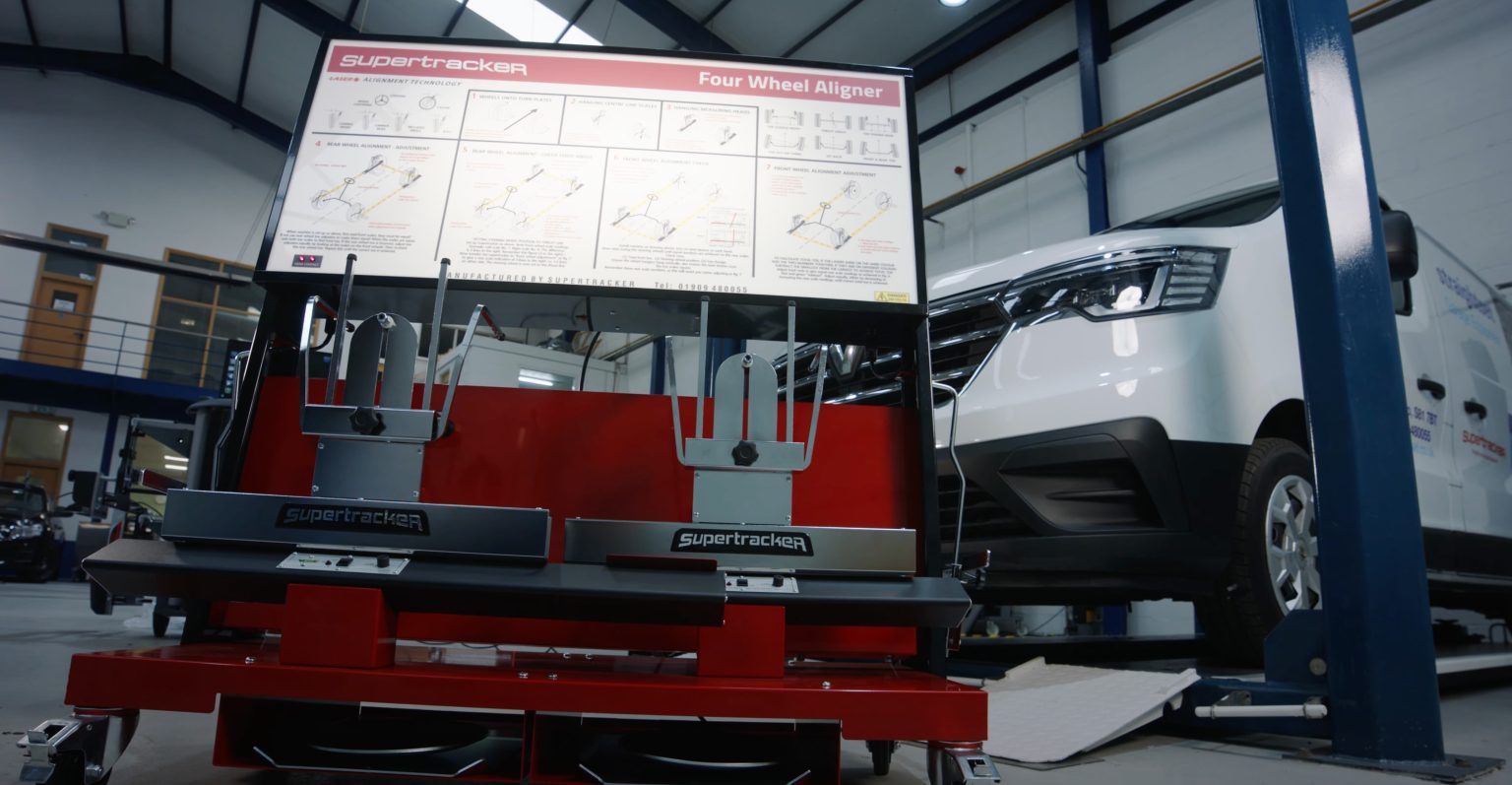 Supertracker unveils new laser wheel aligner demo - The Garage and MOT ...
